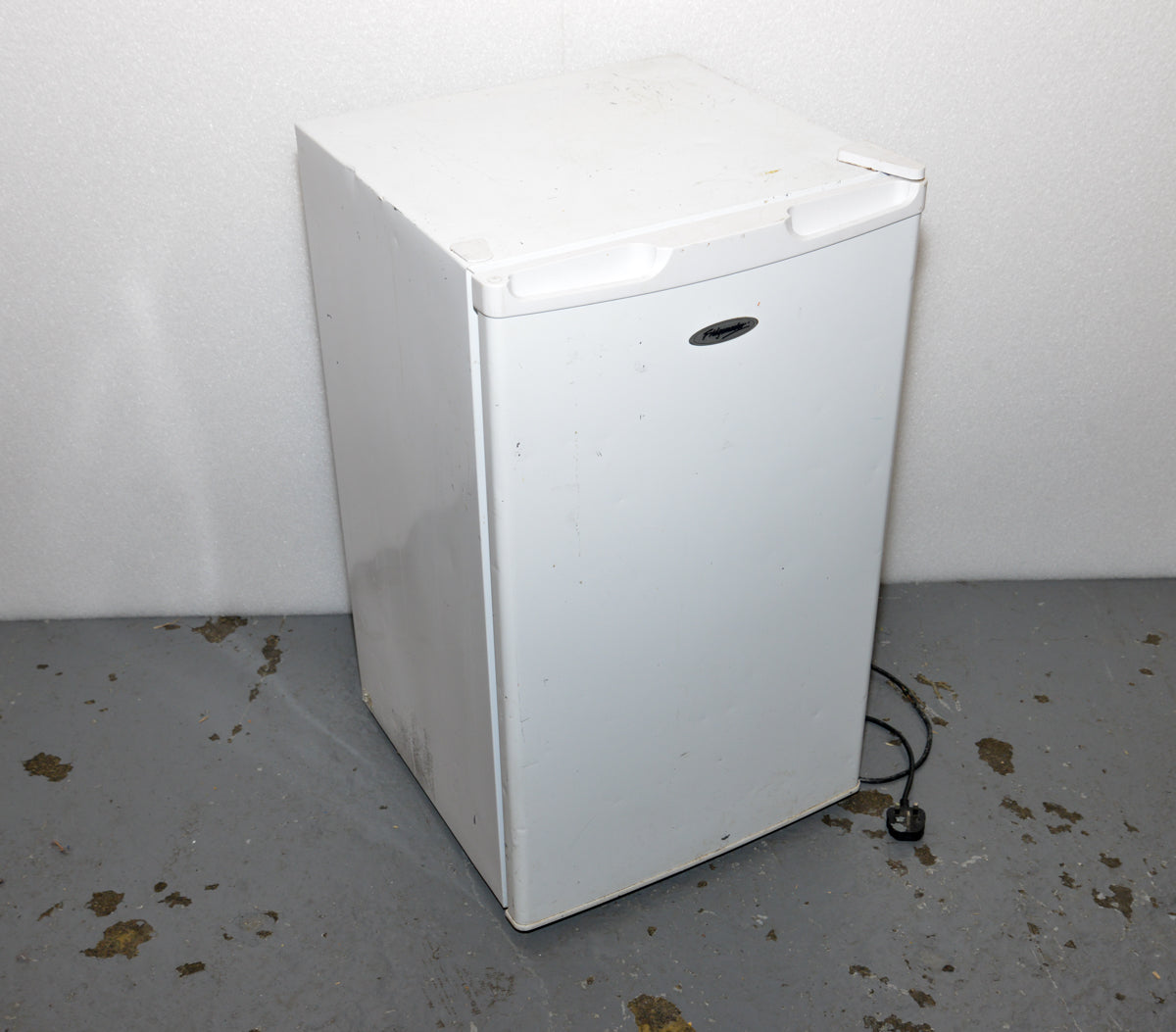 Fridgemaster Undercounter Fridge – Rocketvan Storage and Inventory ...